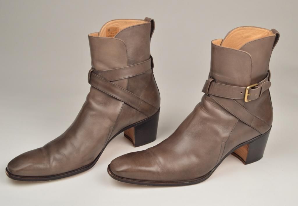 rare/collectible Yves Saint Laurent YSL Johnny boots by Tom rare/collectible Yves Saint Laurent YSL Johnny boots by Tom